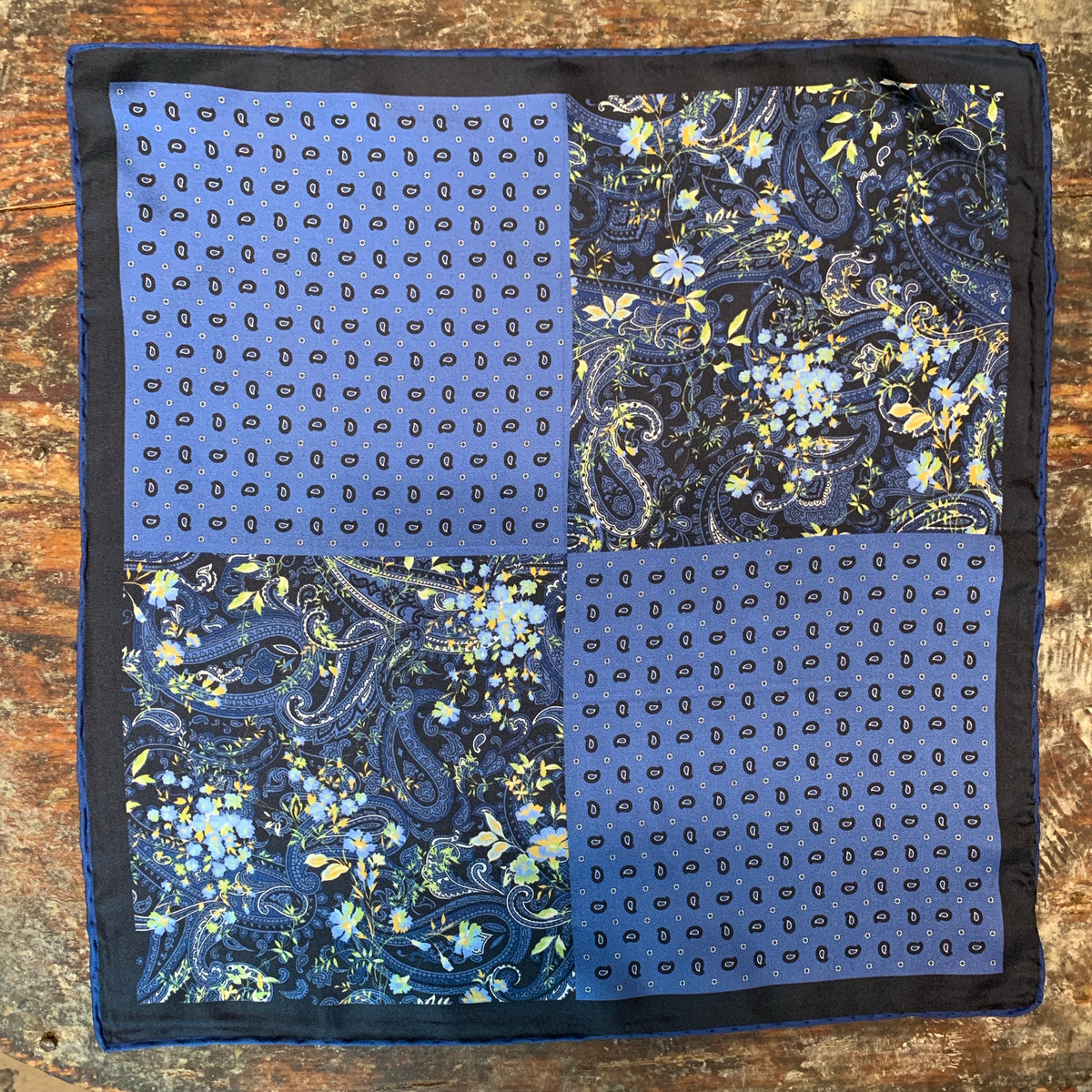 4 square Paisley – The PERSONA Store